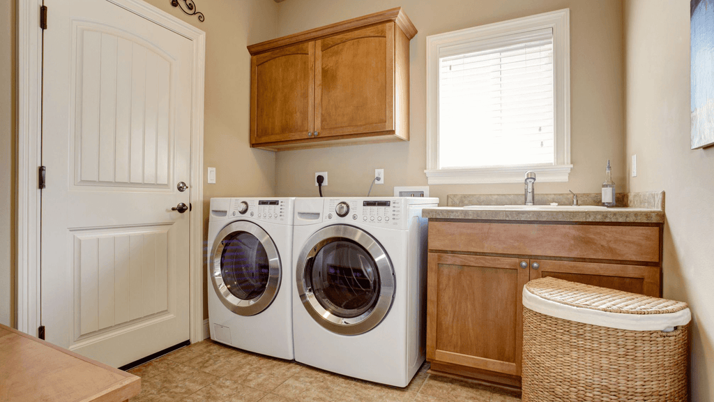 Step by Step: Selecting the Best Flooring for a Functional Laundry Roo ...