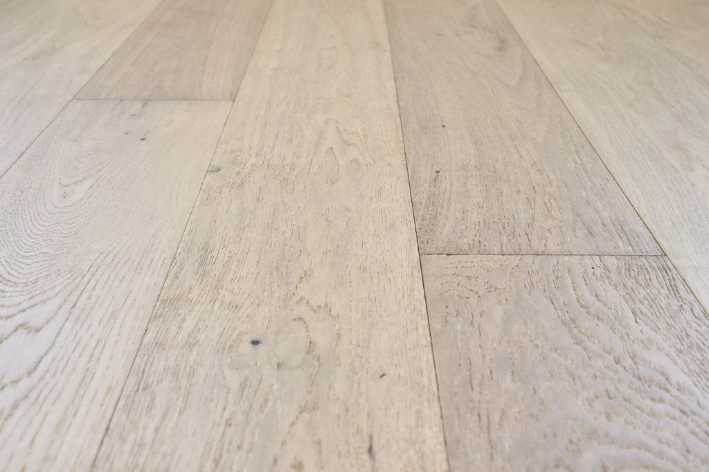 Hardwood European Oak Lambert DLOAK2203 | Factory Flooring Liquidators